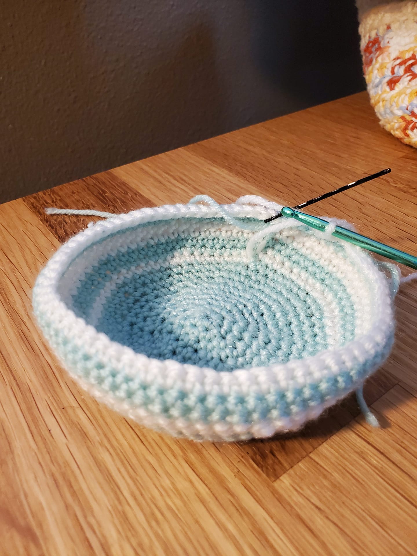 ramen noodle bowl amigurumi (free crochet pattern) – DAiZED AND DISTRACTED