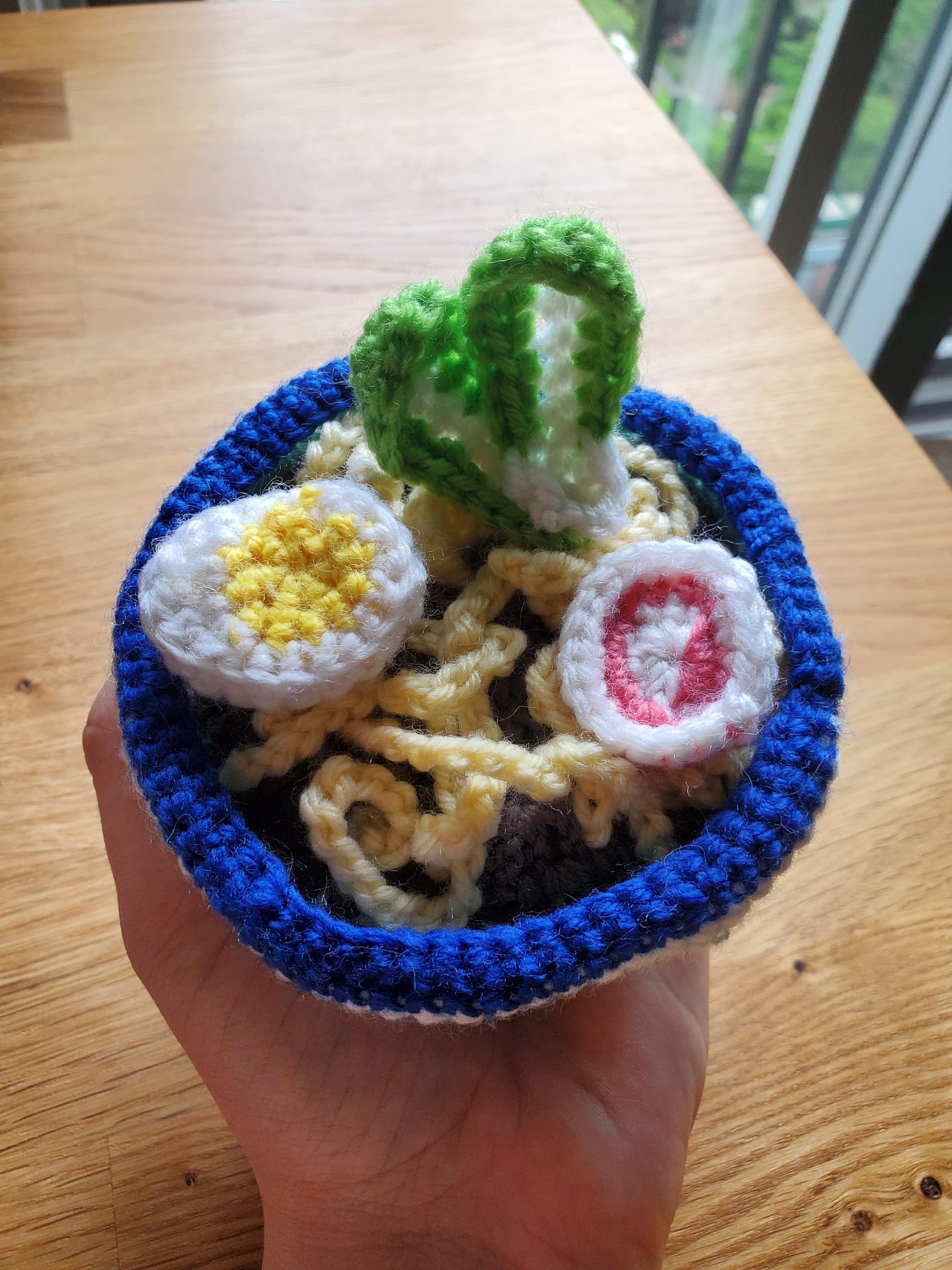 ramen noodle bowl amigurumi (free crochet pattern) – DAiZED AND DISTRACTED
